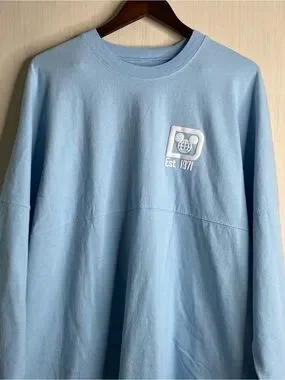 Disney | Tops | Nwt Disney Magic Kingdom Characterattractions Spirit ...